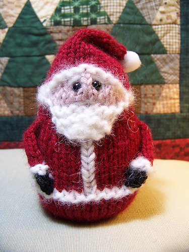 Ravelry: No-Sew Santa pattern by Heather Hoefle