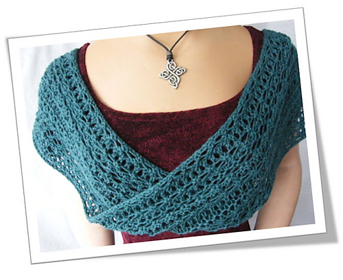 Ravelry: Woodland Grace Moebius Scarf pattern by Luise O'Neill