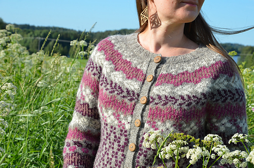 Ravelry: Overgrown pattern by Anna Johanna
