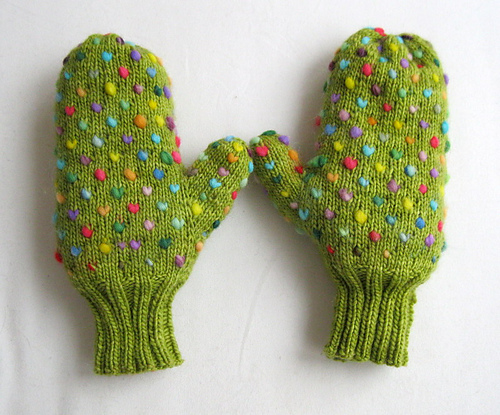 Ravelry: Thrummed mittens with gusset thumb pattern by Alex Cheney