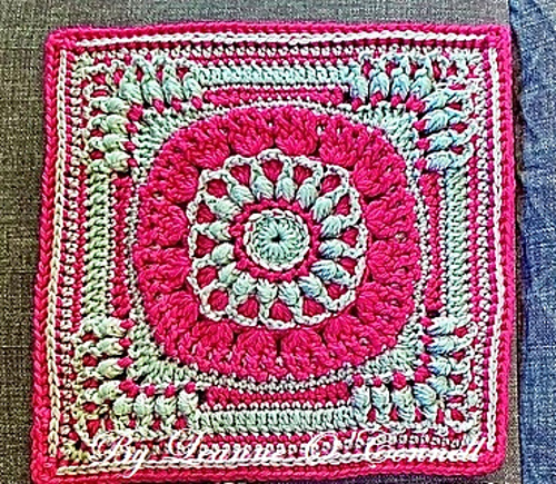 Ravelry: Joanna pattern by Ineke Mooijenkind