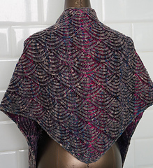 Ravelry: Uroko pattern by Cate Carter-Evans