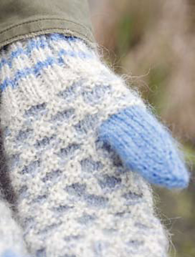 Ravelry: Portland Mittens pattern by Carrie Bostick Hoge