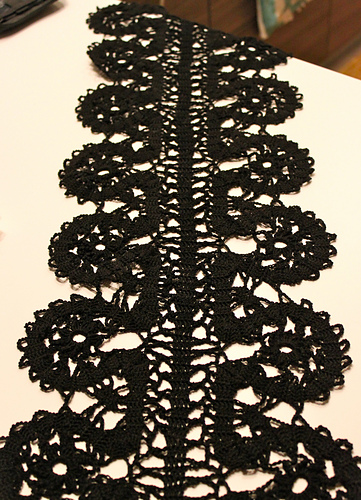 Ravelry: Mutka-kaitaliina pattern by Marja Rautiainen and Marjukka ...