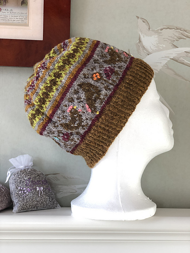 Ravelry: Solstice Glow hat pattern by bunnymuff - Mona Zillah