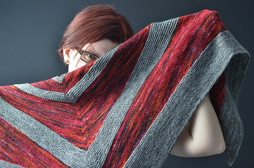 Ravelry: Vee Vee pattern by Mariana Martins