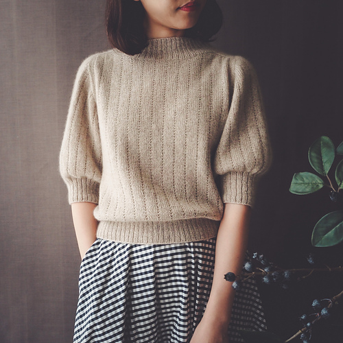 Ravelry: Una Sweater pattern by Irene Lin