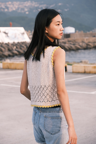 Ravelry: Shona Top pattern by Irene Lin
