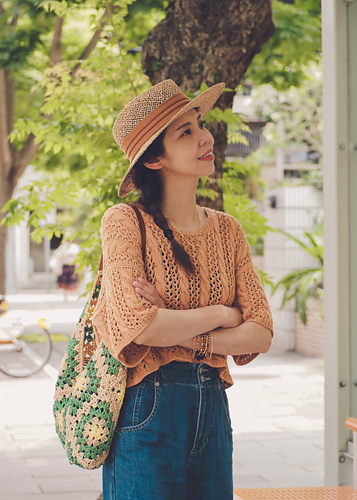 Ravelry: Kylie Pullover pattern by Irene Lin