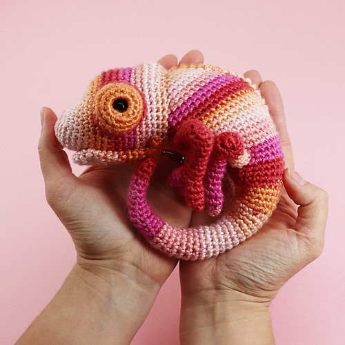 Ravelry: Colour Pop Chameleon pattern by Irene Strange