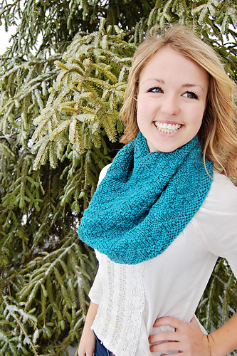 Ravelry: Alpine Lake pattern by Irishgirlieknits