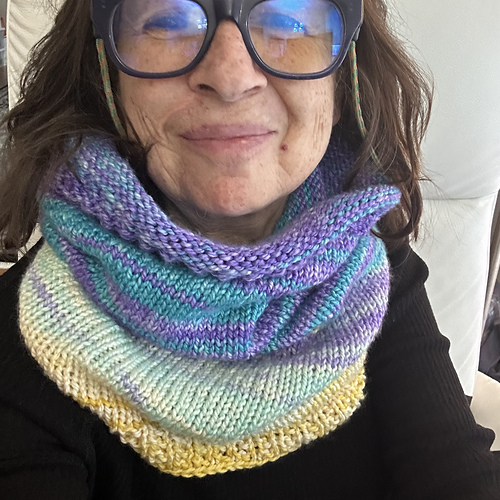 Ravelry: Silky Twist Cowl/Hoodie pattern by Iris Schreier