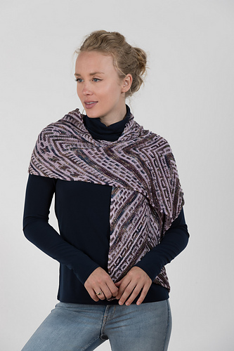 Ravelry: Mysteries of Egypt Shawl pattern by Iris Schreier