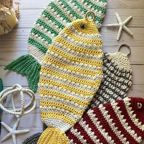 Ravelry: Zebra fish potholder pattern by Stephanie Anderson