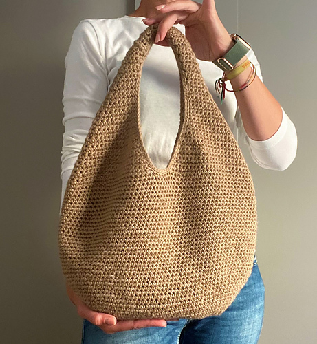 Ravelry: ALBA Bag pattern by isWoolish