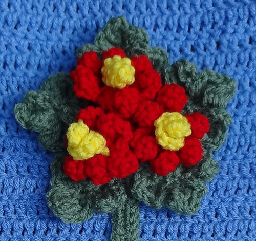 Ravelry: Red Flowers in a White Vase pattern by Ilene Stacey King