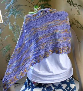 Ravelry: islander's Heliconia Shawl