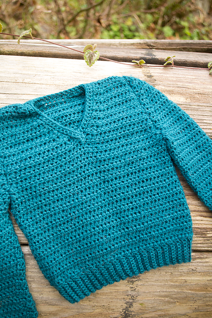 Ravelry: Simple Crochet V-Neck pattern by Stephanie Mason Paulantis