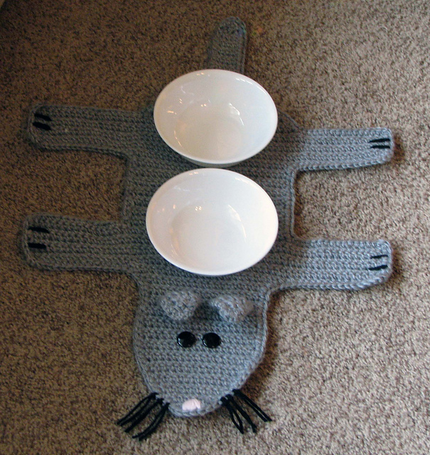 Ravelry: Cat Food Rug pattern by Linda Jacquet