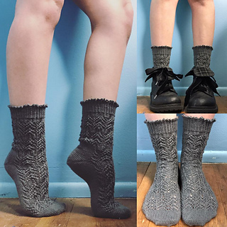 Ravelry: Gothic Arches Socks pattern by Annmarie Kahn