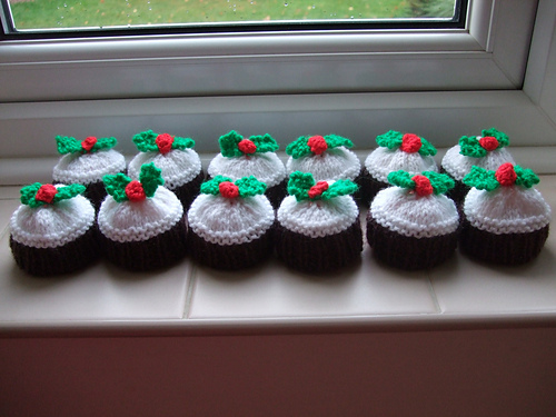 Ravelry: Christmas Pudding Surprise pattern by marianna mel