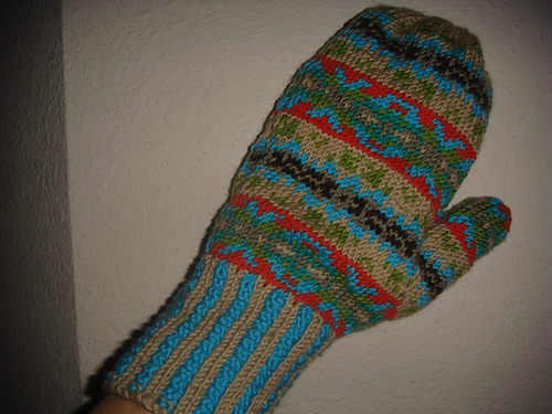 Ravelry: #33 Fair Isle Mittens pattern by Anna Wilkinson