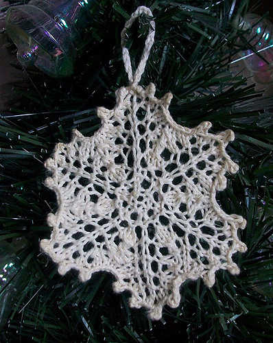 Ravelry: Snowy a Lace Snowflake Ornament pattern by Linda Browning