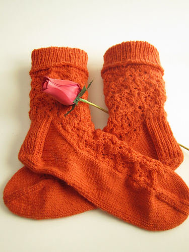 Ravelry: Opera Socks pattern by Owlchick's Nest