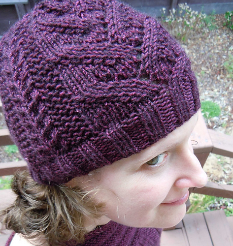 Ravelry: Adiri Slouchy Hat pattern by Julia Trice