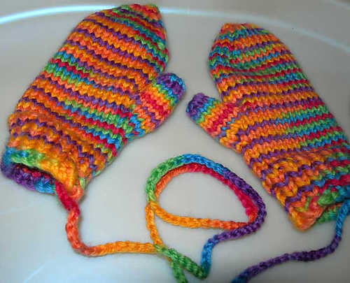 Ravelry: Rainbow Toddler Mittens pattern by Jaynee Ripley