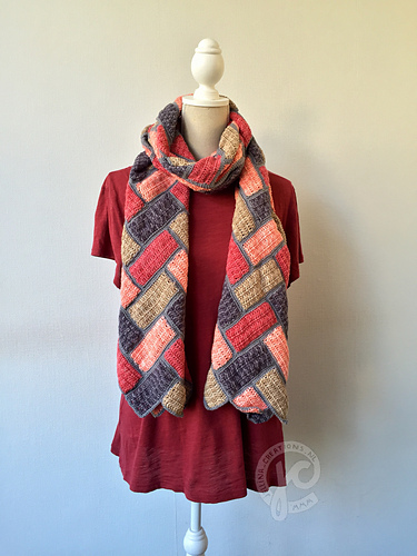 Ravelry: sunkissed fishbone wrap pattern by Jellina Verhoeff