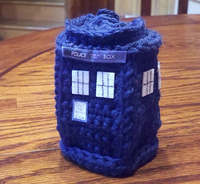 Ravelry: Mini TARDIS pattern by Jen Spears