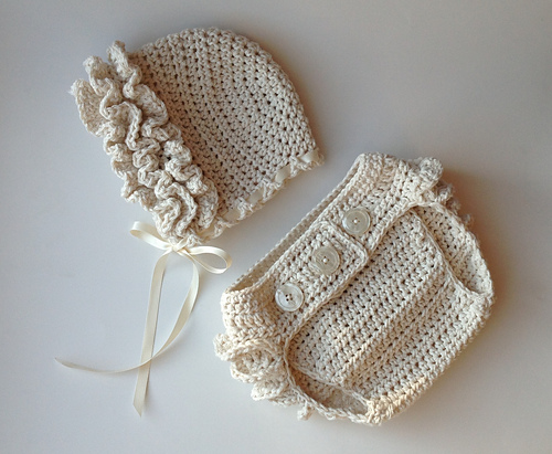 Ravelry: Ruffle Baby Bonnet pattern by Crochet by Jennifer