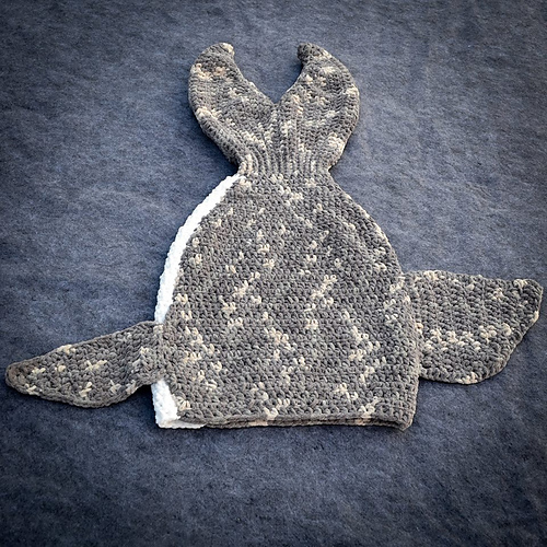 Ravelry: Shark Tail Blanket pattern by Crochet by Jennifer