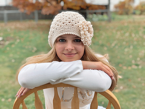 Ravelry: Taryn Hat with interchangeable flowers pattern by Crochet by ...