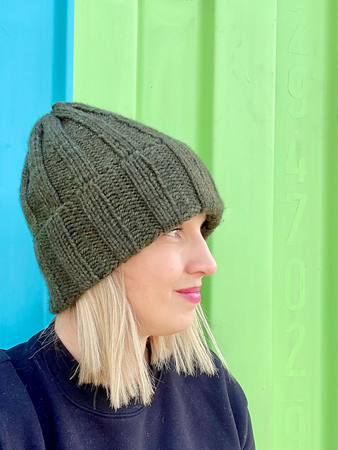 Ravelry: The Bodacious Big-Boned Beanie pattern by Jen Dunn