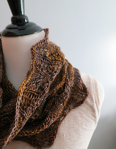 Ravelry: Carrington pattern by Jen Lucas