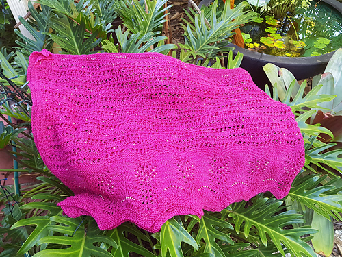 Ravelry: Silk Road Wrap pattern by Kate Lore Designs