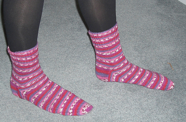 Ravelry: Lady's Sockettes pattern by Patons & Baldwins