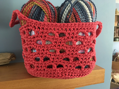 Ravelry: Fast Track Baskets pattern by Salena Baca