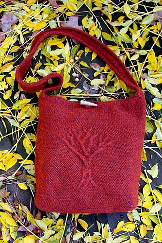 Ravelry: Tree of Life Felted Bag pattern by Jenny Williams