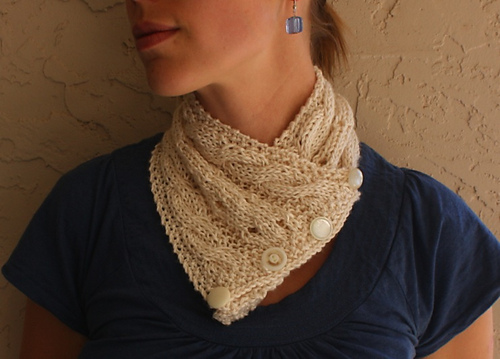Ravelry: Fresh Bite Scarflet pattern by Rebecca Hill