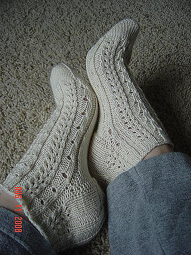 Ravelry: Bamboo Lace Socks pattern by Lara Teter