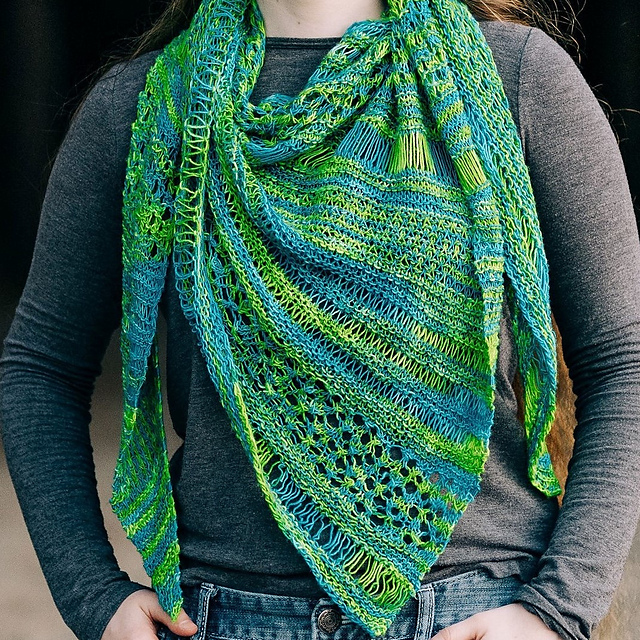 Ravelry: Dancing in the Rain Shawl pattern by Snickerdoodle Knits