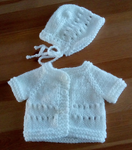 Ravelry: Little Jay Baby Bonnets pattern by marianna mel