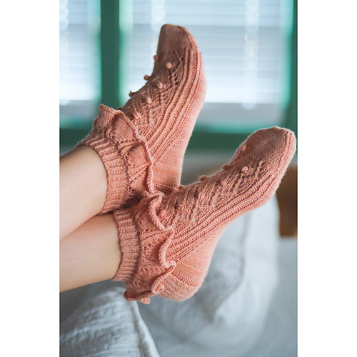 Ravelry: Dumplin' Socks pattern by Jessie Maed Designs