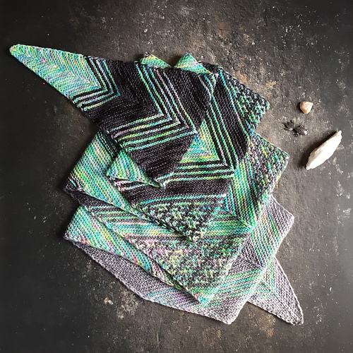 Ravelry: Static pattern by Jess LaBlache