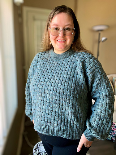 Ravelry: Willow Pullover pattern by Andrea Gaughan