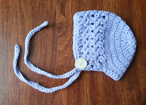 Ravelry: Criss Cross Bonnet pattern by All Tied Up In Knots