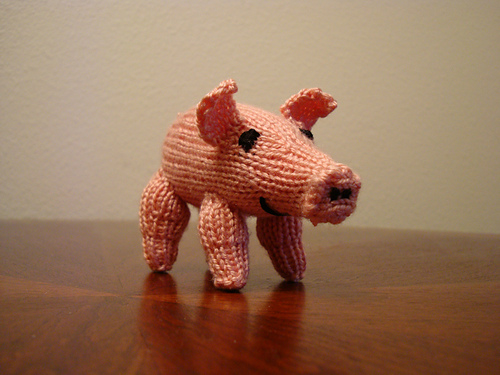 Ravelry: Piglet pattern by Kath Dalmeny